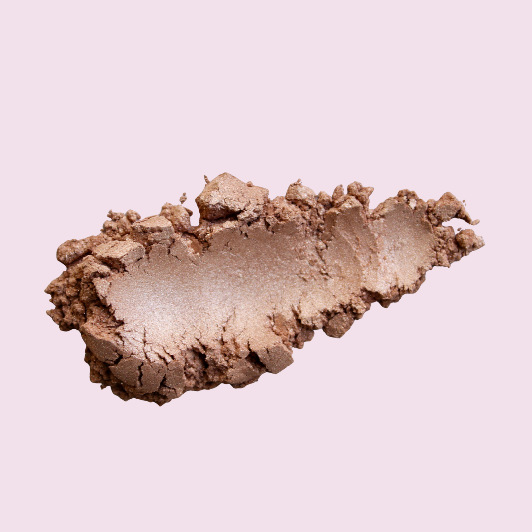 MICA AVELLANA – Skin Factory